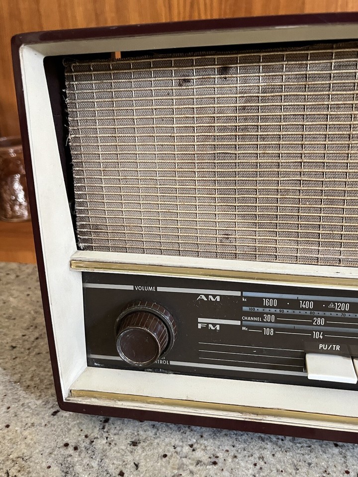 Vintage Grundig Germany Radio Model 100 U AM FM Mid Century German ...