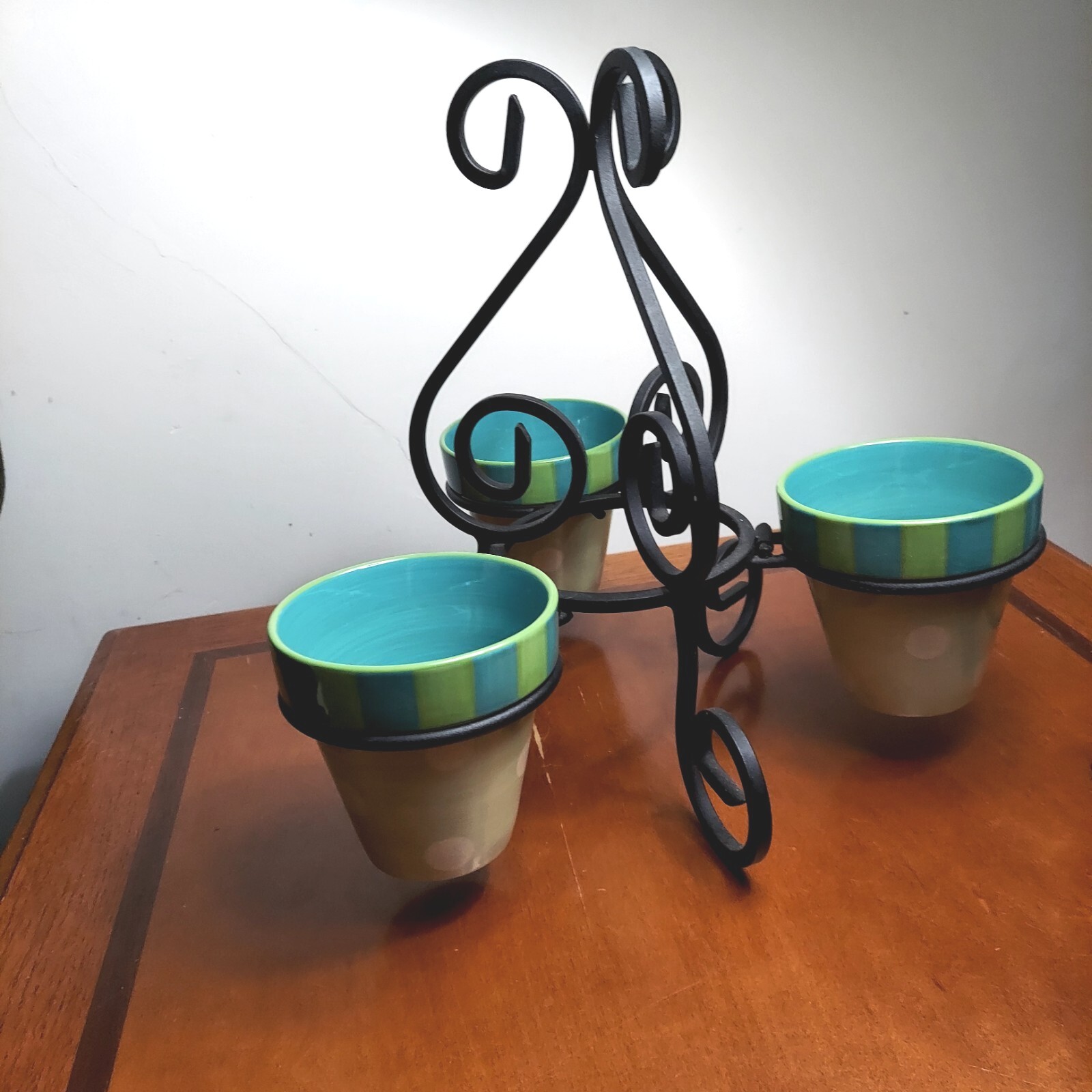 Southern Living at Home Gail Pittman Provence Pots and Iron Stand ...