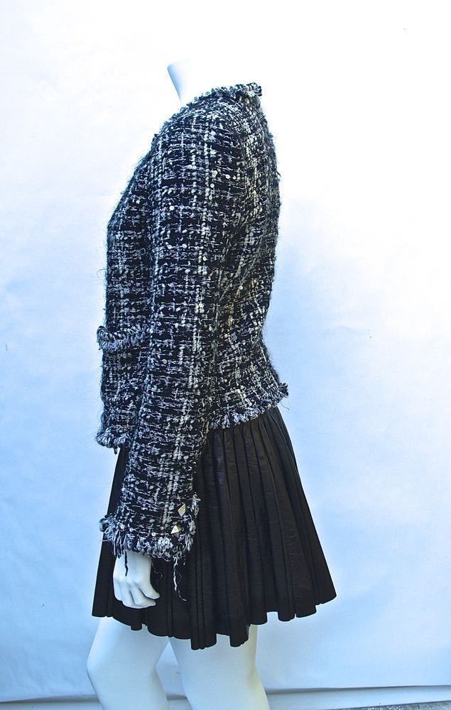 CHANEL 03A ViNTAGE CC Logo Lesage Sequin Tweed JACKET FR48 CHANEL 03A ViNTAGE CC Logo Lesage Sequin Tweed JACKET FR48