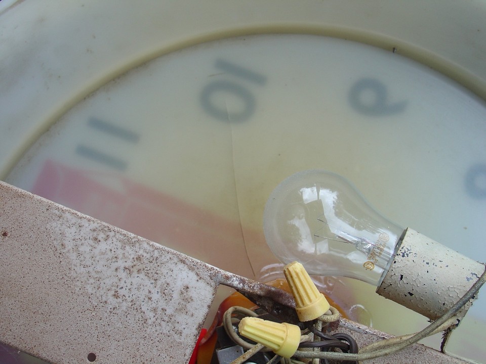 Vintage FRENCH BAUER DAIRY Milk Advertising Dualite Bubble Glass Clock ...