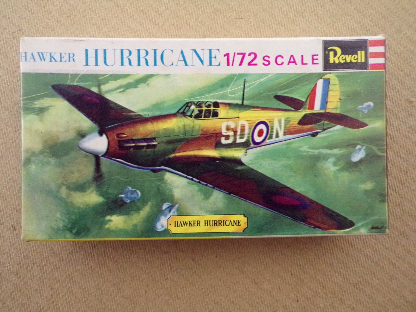 Vintage Revell 1/72 Hawker Hurricane model kit H-616 *no stand* | eBay