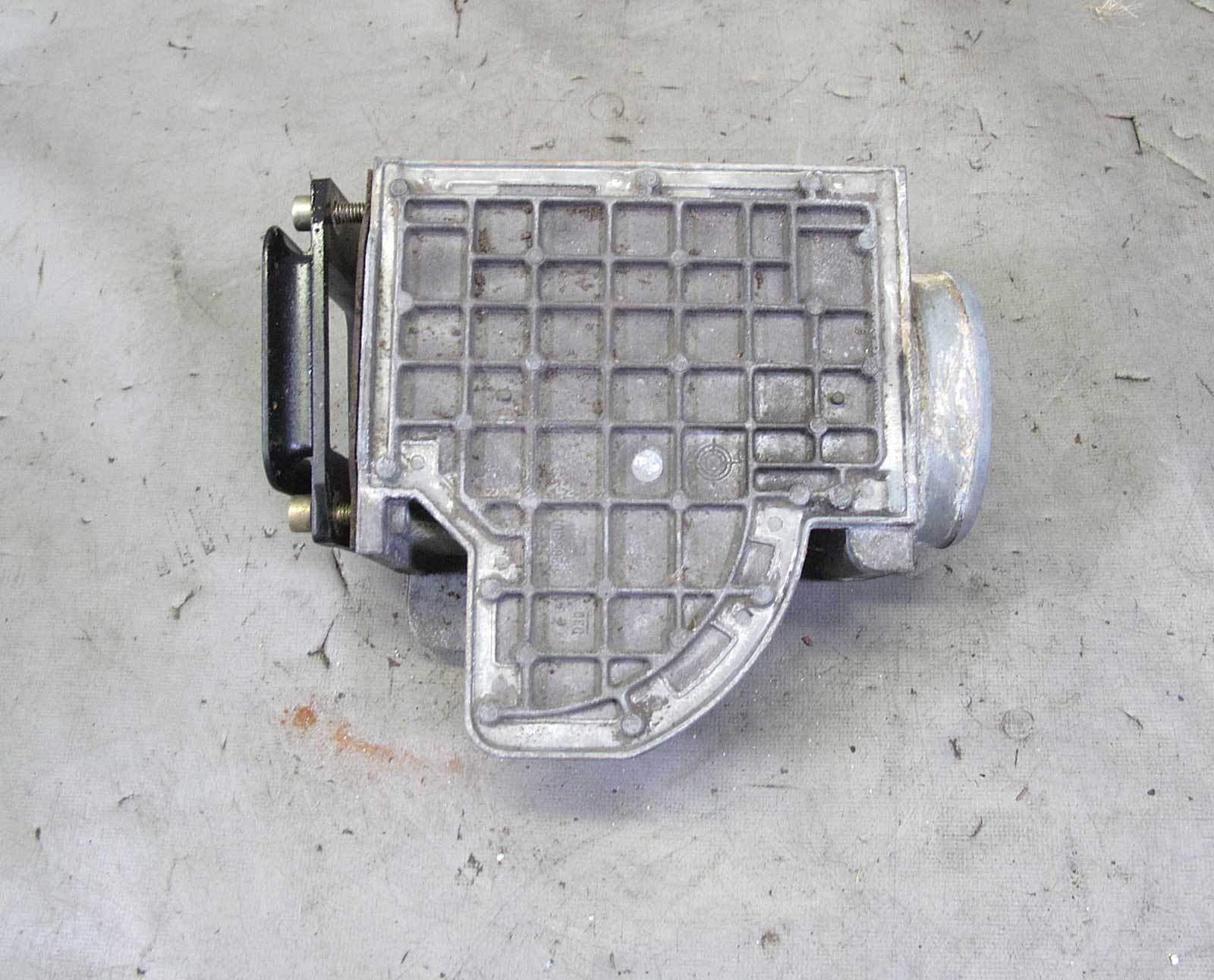 BMW E23 745i Turbo M30 Euro Mass Air Flow Hot Film Meter MAF 1984-1986 ...
