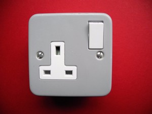 VOLEX METAL 13 amp SOCKETS SPURS 1G Switched Socket - Spur Single Pole ...