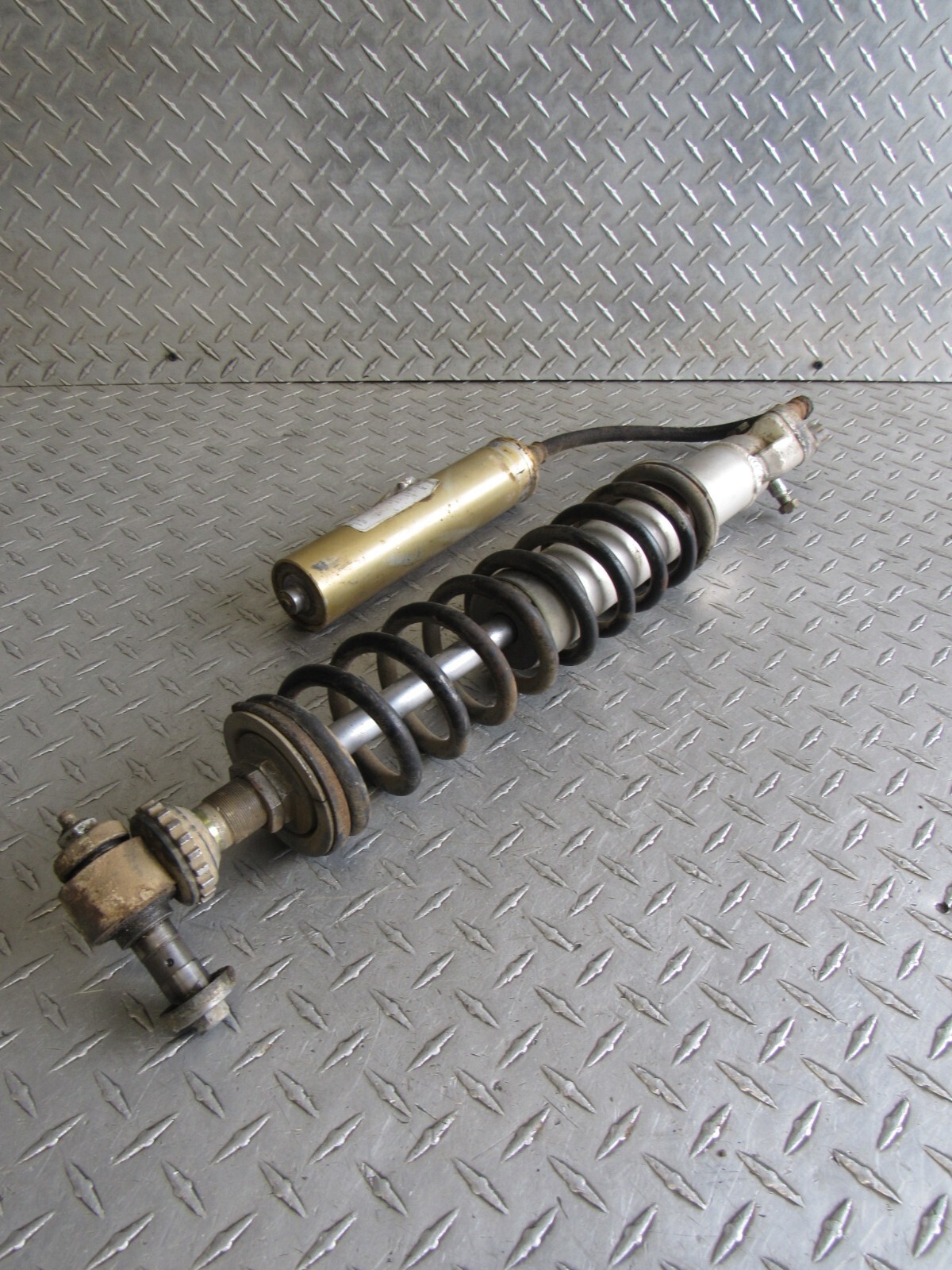 1982 82 YAMAHA YZ250J YZ 250J 250 REAR SHOCK SUSPENSION FOR PARTS ONLY ...