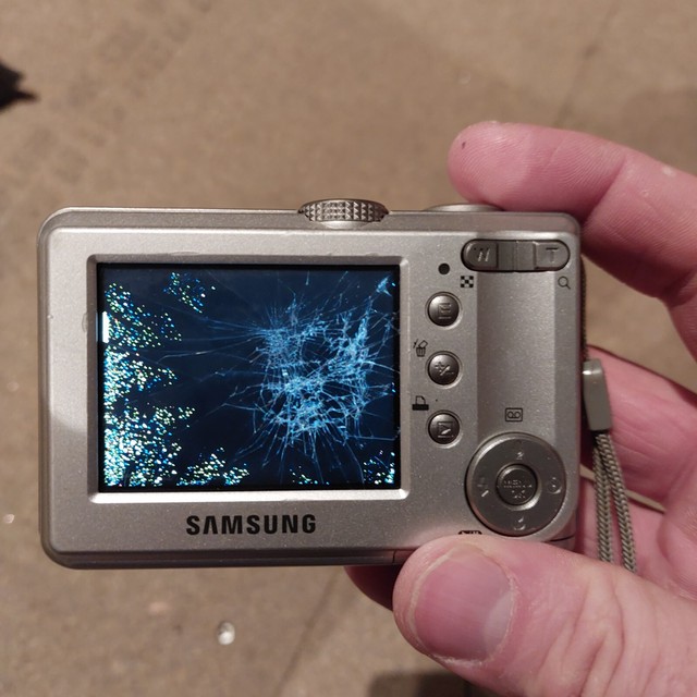 Samsung Digimax S600 6.0MP Compact Digital Camera Silver Tested for ...