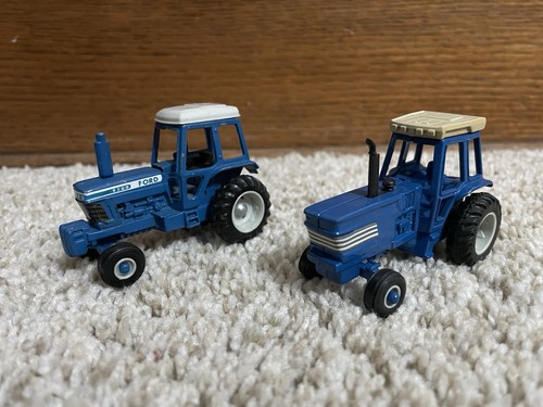 ERTL 1/64 Ford Tractors (9700 & Unmarked) | eBay