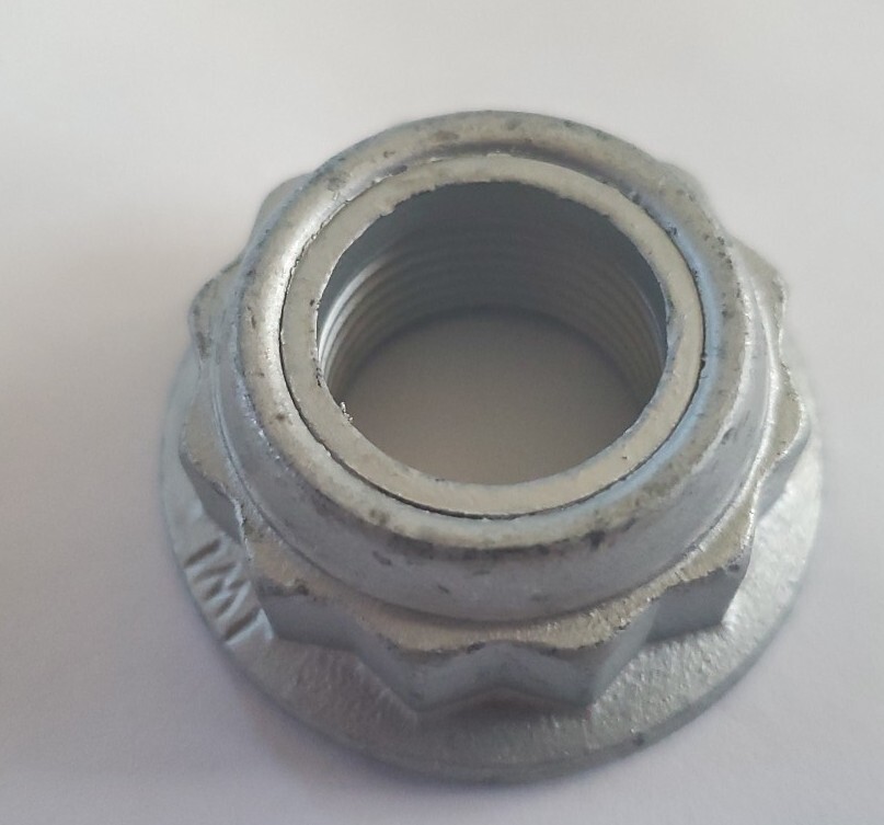 NEW Genuine OEM Axle Nut For VW/Audi N90587602 FREE SHIPPING | eBay