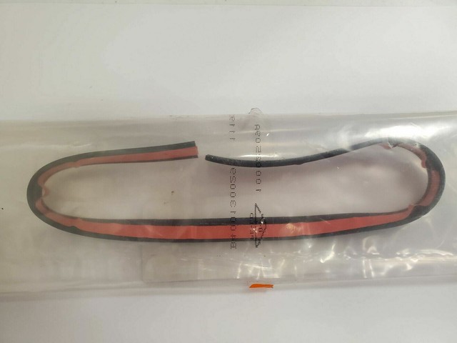 MERCEDES-BENZ CLS C219 REAR LIGHTING GAP SEAL GASKET A2198260080 ...