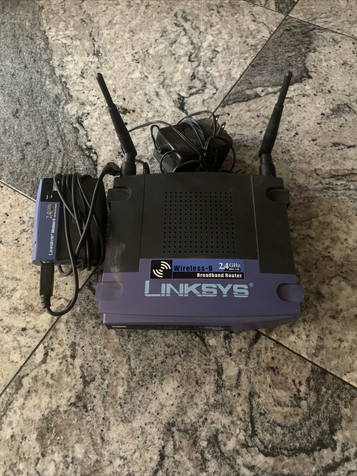 Linksys WRT54GS 54 Mbps 4-Port 10/100 Wireless G Router (WRT54GS-CA ...