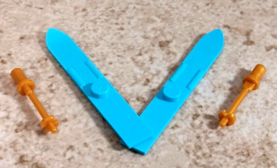 LEGO Skis and Poles Set Aqua & Gold Downhill Cross Country Long Bunny ...