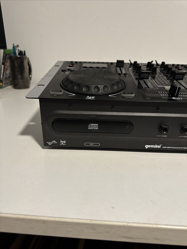 Gemini CDM-3600 Professional DJ Work Station Controller Mixer Compact ...
