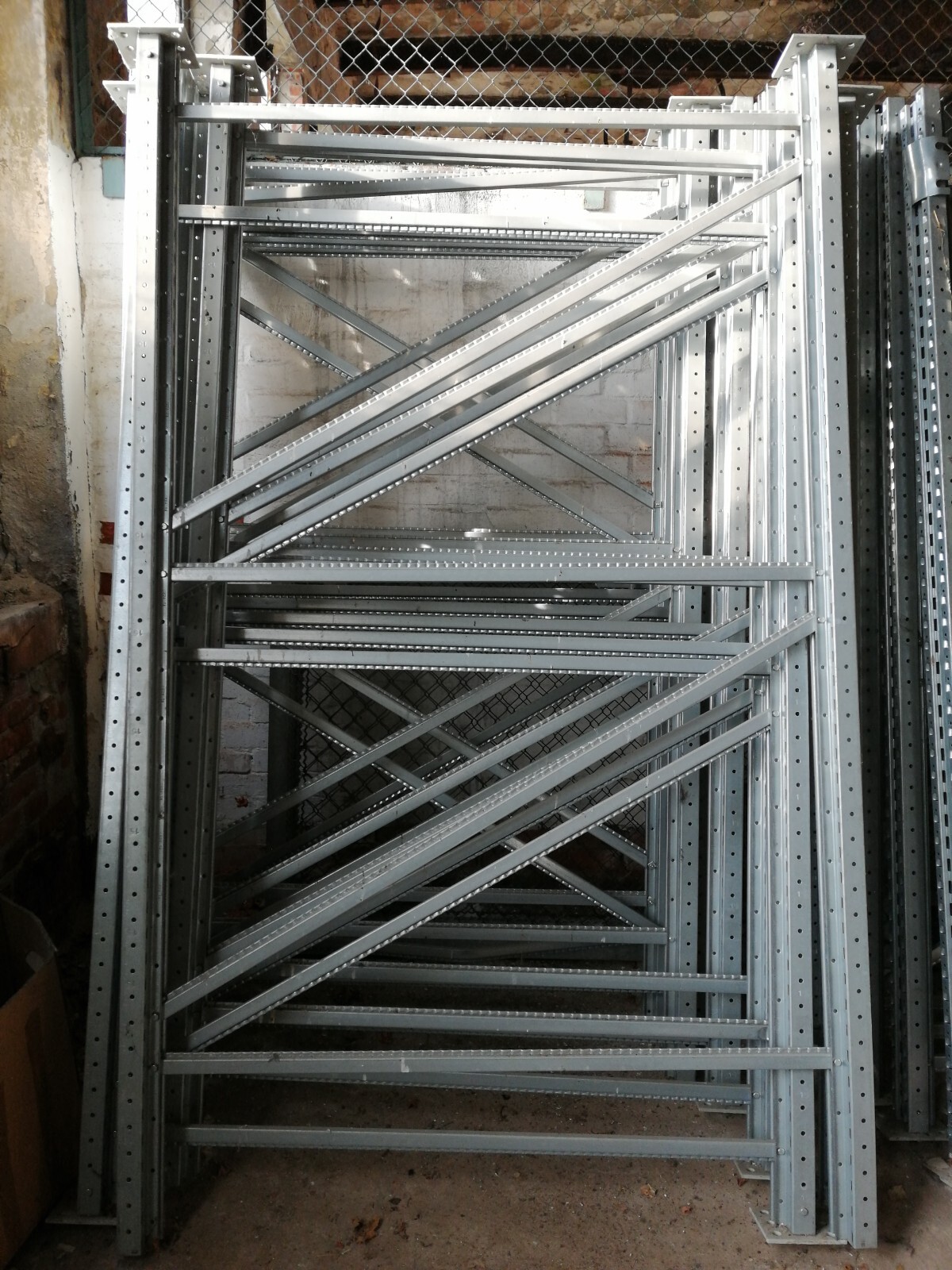 Palettenregal gebraucht Schwerlastregal 2 x Ständer / 4 x Träger TORRI ...