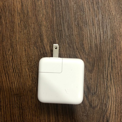 OEM Genuine 30W USB-C Power Adapter for MacBook Air Model A1882 Output ...