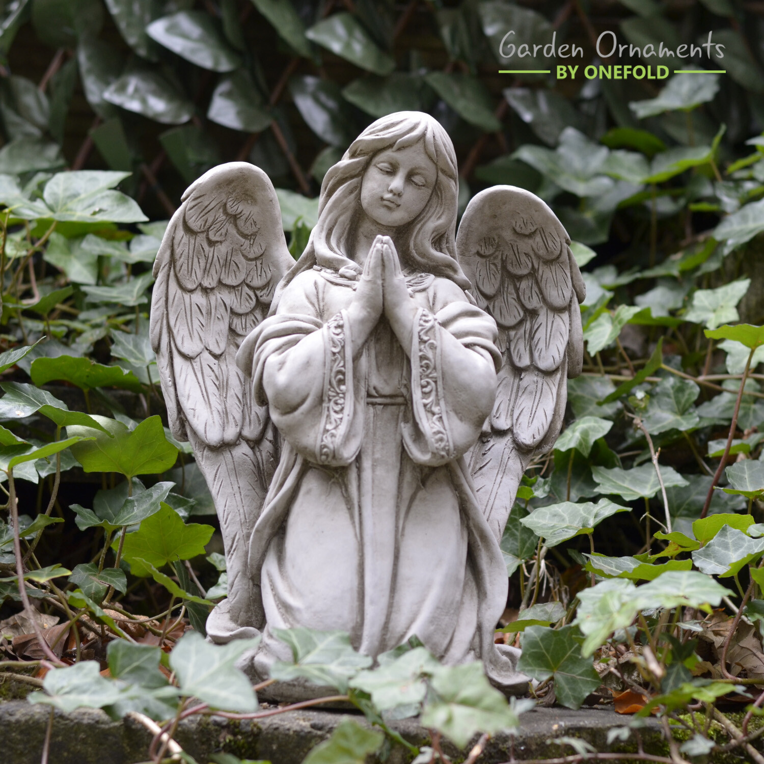 Angel Praying Statue