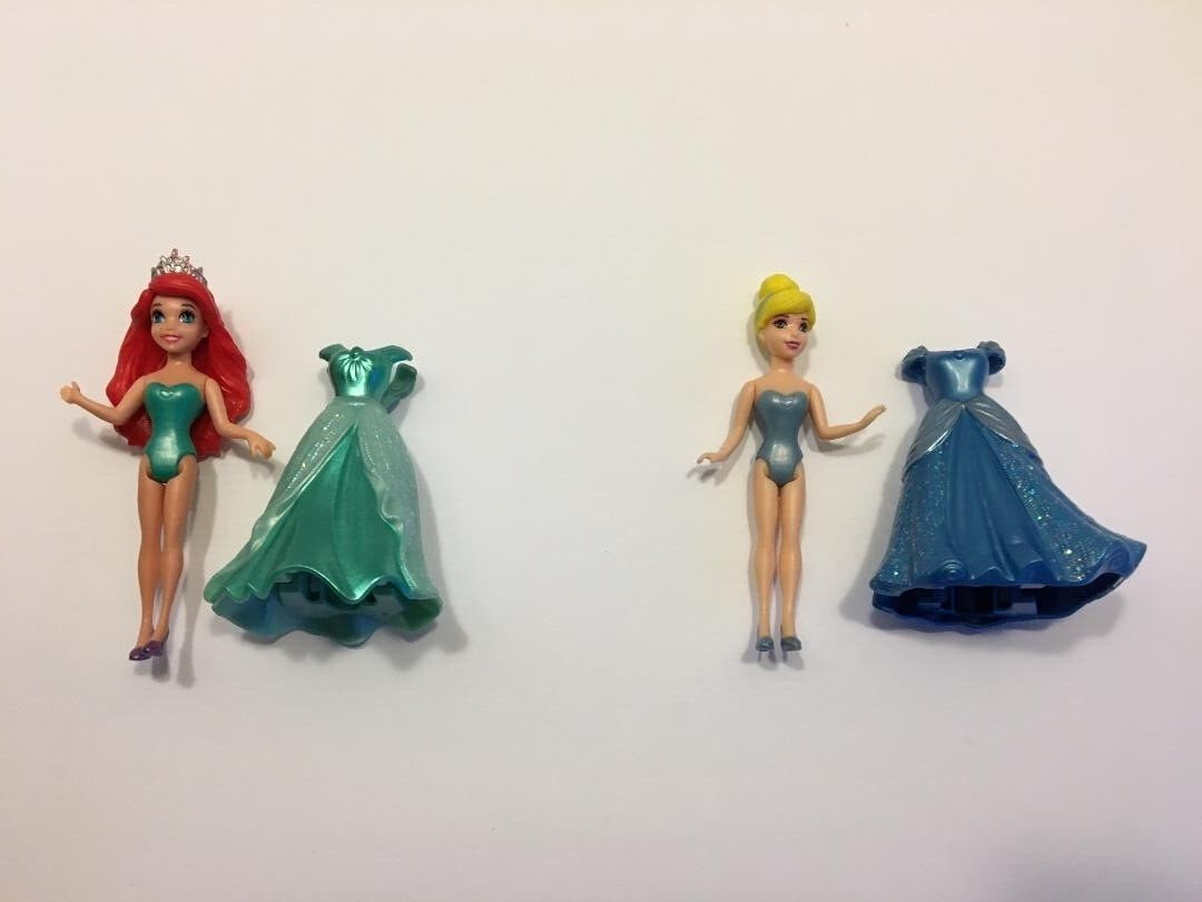 LOT of 2 Disney Princess Magic Clip Dolls And Dresses Polly Pocket | eBay