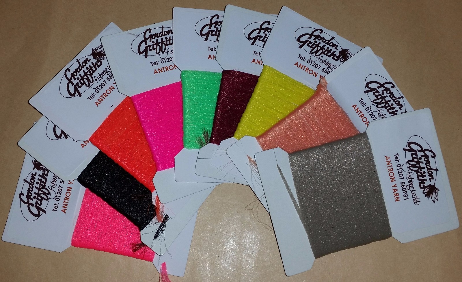 Antron Body Yarn - 1 Card - various colours available Gordon Griffiths ...