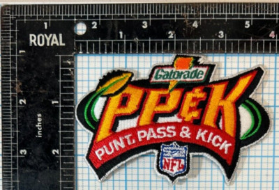 VINTAGE NFL FOOTBALL PUNT PASS AND KICK GATORADE ADVERTISING 4" IRON ON ...