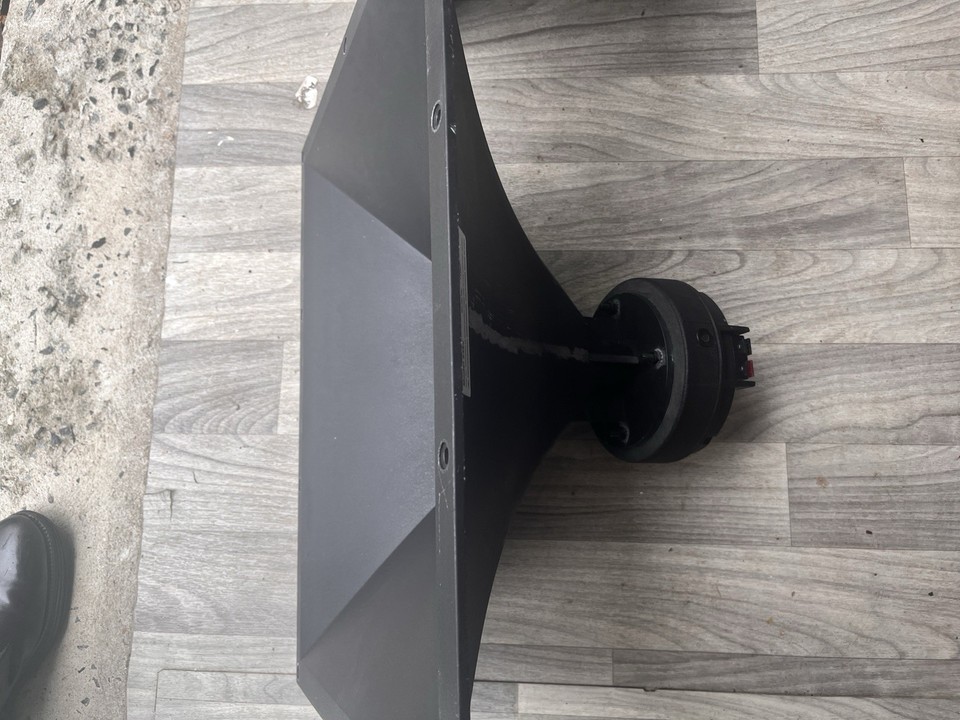 Audio: JBL Pro speakers Pair 2352 Aperture + 2451j Woofer Horns High ...