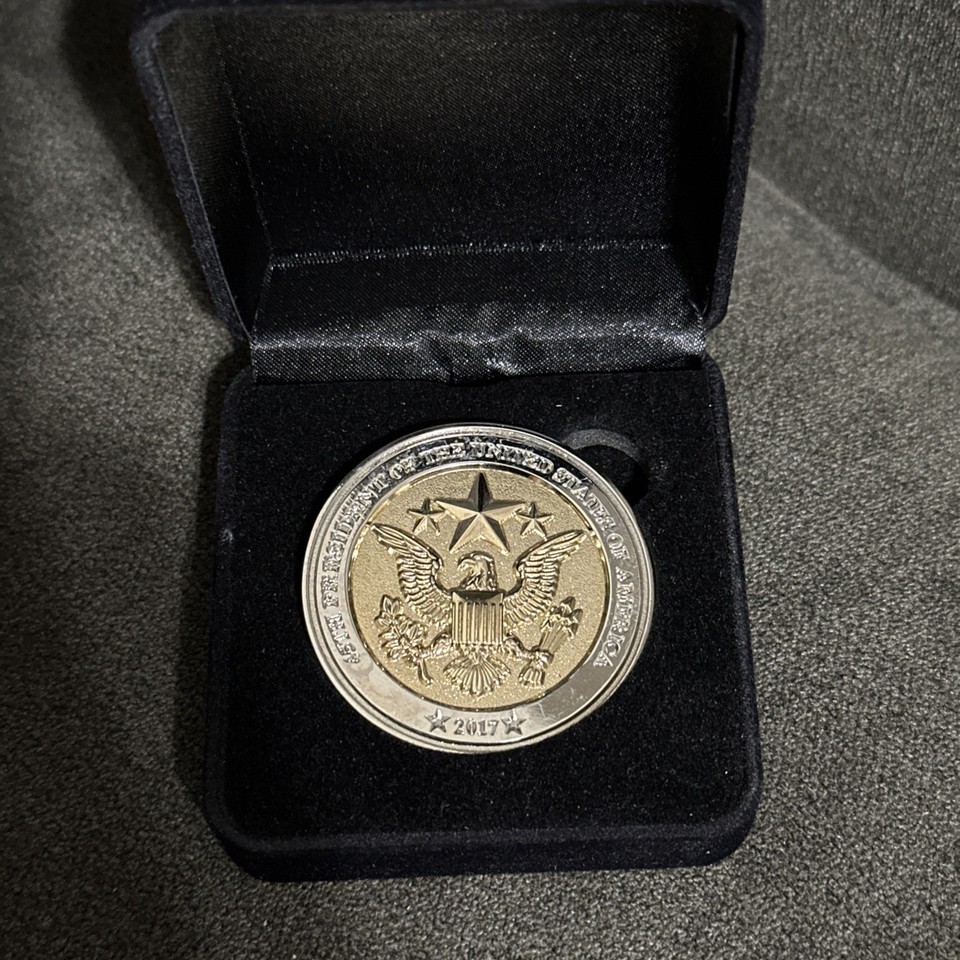 Rare! Gold & Silver Trump 2017 Commemorative Inauguration Coin Limited ...