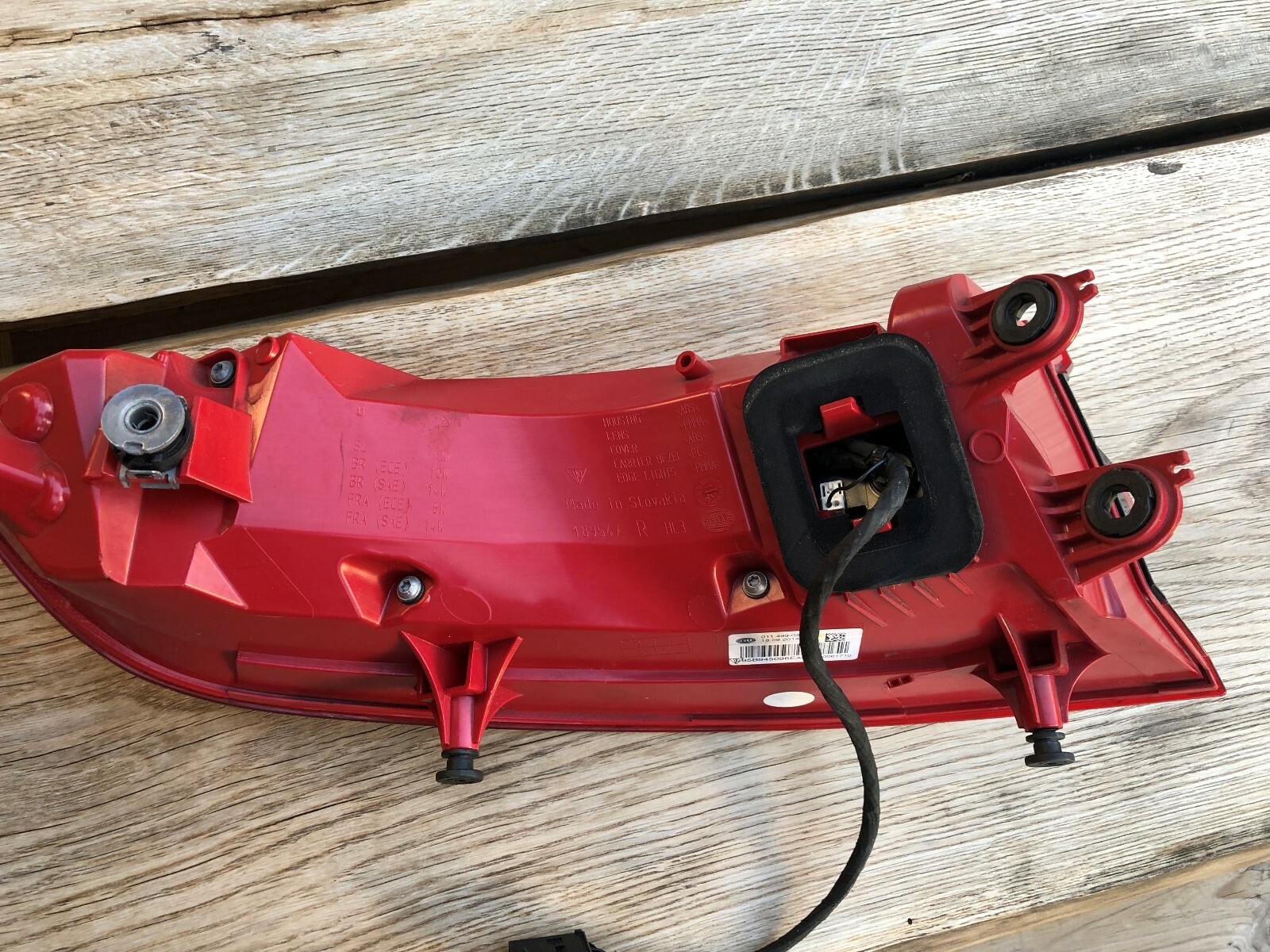 PORSCHE MACAN RIGHT REAR OUTER TAIL LIGHT RH TAILLIGHT 95B945096E 2014 ...