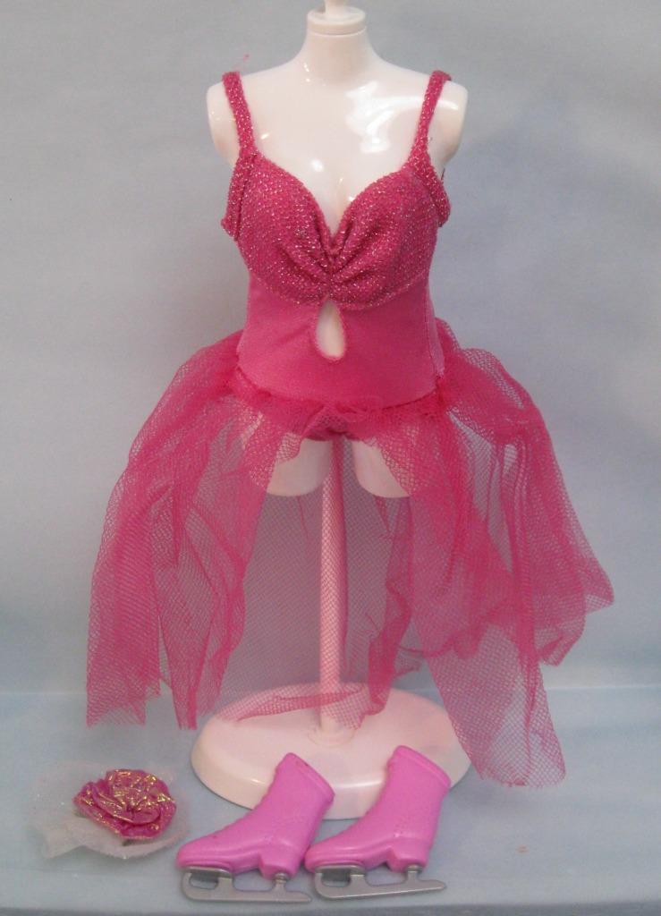 1989 Barbie DOLL Ice CAPADES FASHION PAK OUTFIT WINE DRESS/tie Skates ...