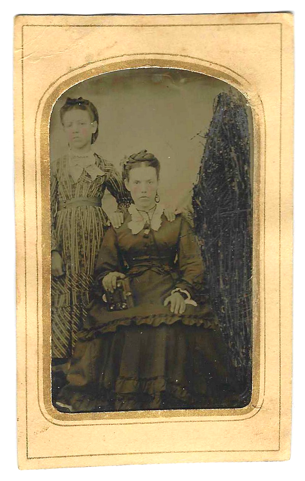 VICTORIAN TINTYPE PHOTO OF A MOTHER WITH HER DAUGHTER STANDING BESIDE ...
