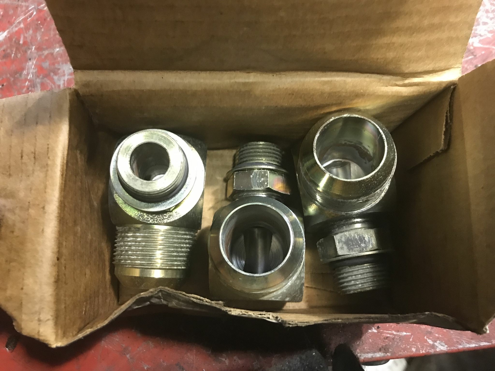 Eaton Aeroquip 2062-16-20S Steel Flared Tube Fitting, 90 Degree Elbow ...
