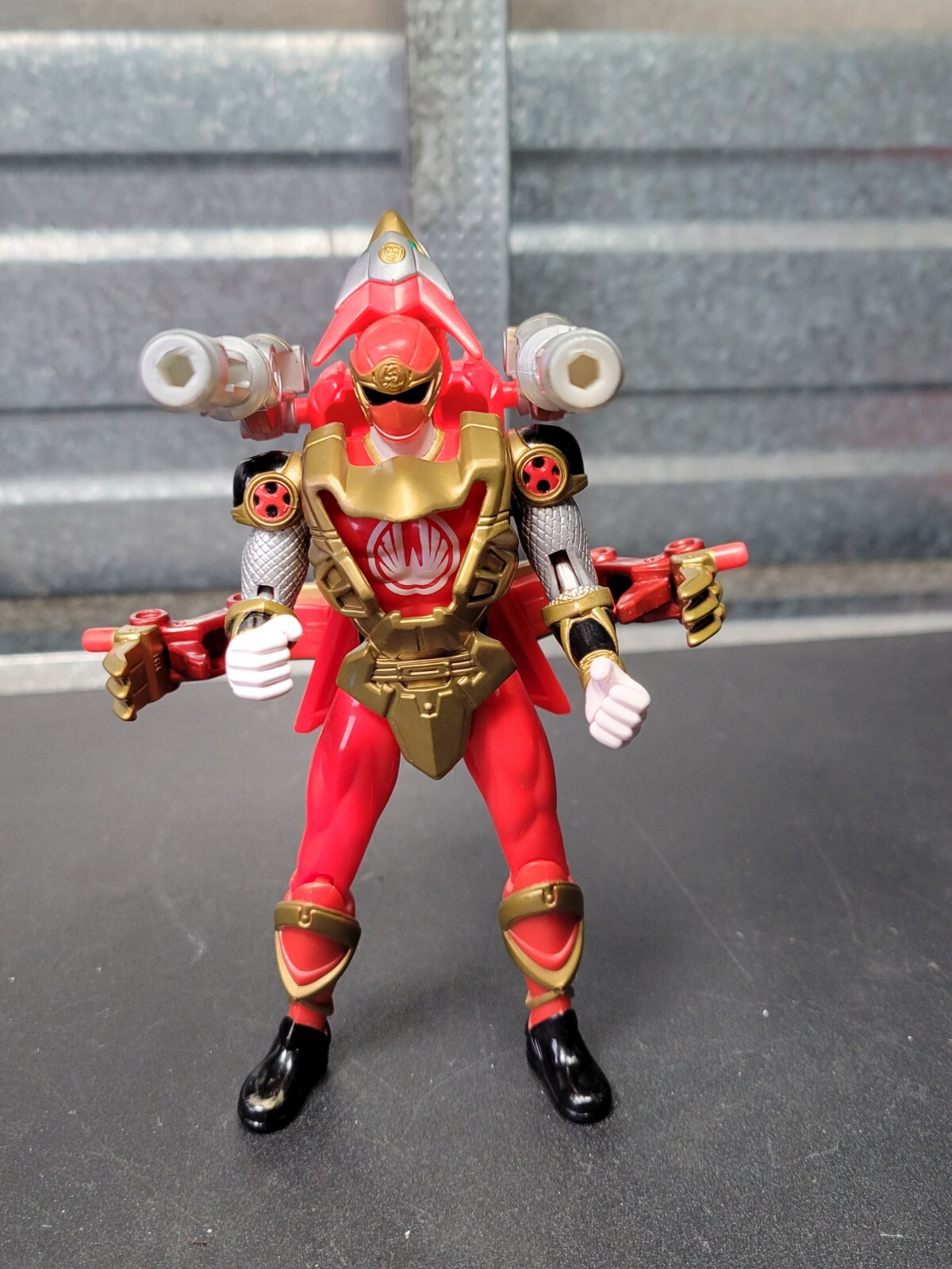 Power Rangers Super Megaforce Red Ranger Battlizer