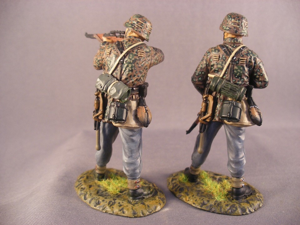 Thomas Gunn SS108 & SS109 WW2 German *SS Sniper Team* Goes w/ King ...