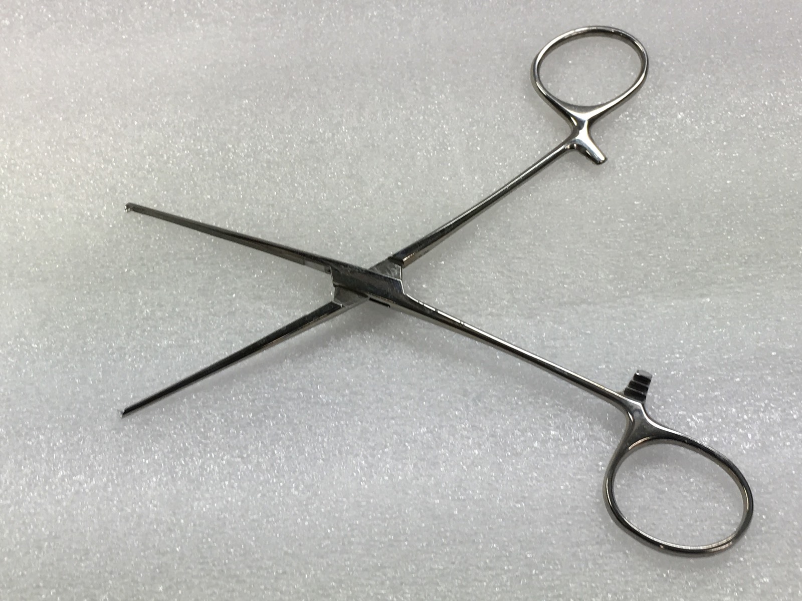 Jarit 135-301 Allen Intestinal Clamps longitudinal serrations, 1 x 2 ...