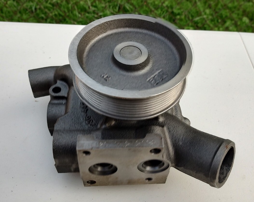 3522138 352-2138 Genuine CAT WATER PUMP 10R2790 for sale online | eBay