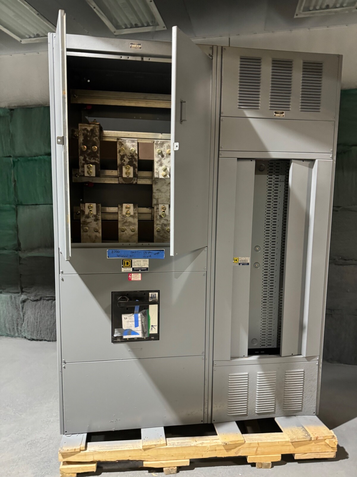 1200 AMP 480v/277v PANEL PANELBOARD 208v/120v 240 MAIN BREAKER 1000 CT ...