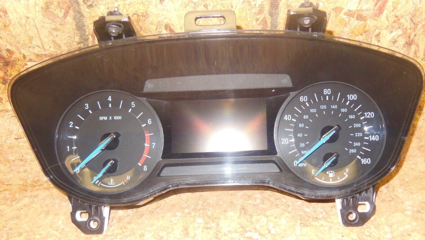 2016 Ford Fusion 2.5L Speedometer Dash Gauges Speedo Odometer ...