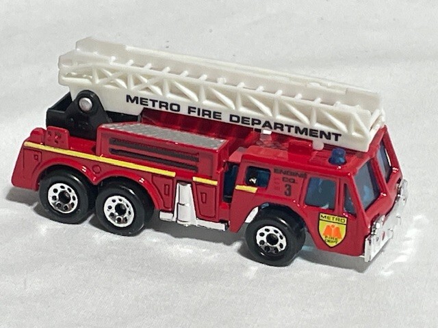 Matchbox Collectors Choice Extending Ladder Fire Engine #3 METRO FIRE ...