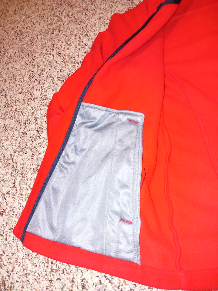 Chick-fil-A Red Medium Oobe TeamStyle Employee Uniform Zip Up Fleece ...