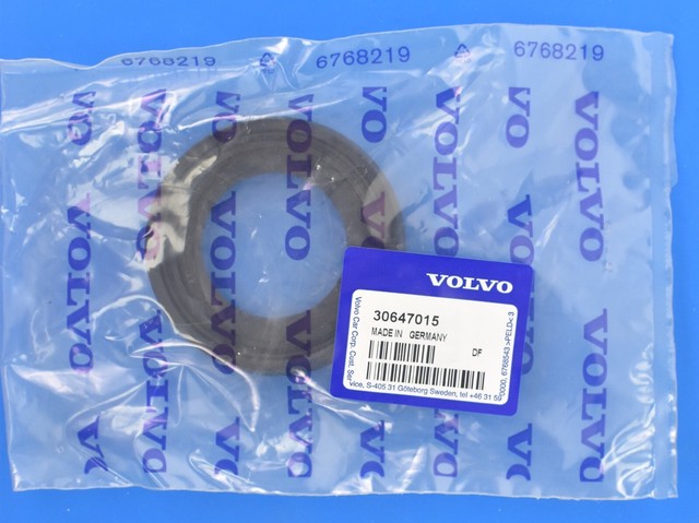 Volvo 30647015 Hub Assembly Seal Genuine OEM G4 | eBay