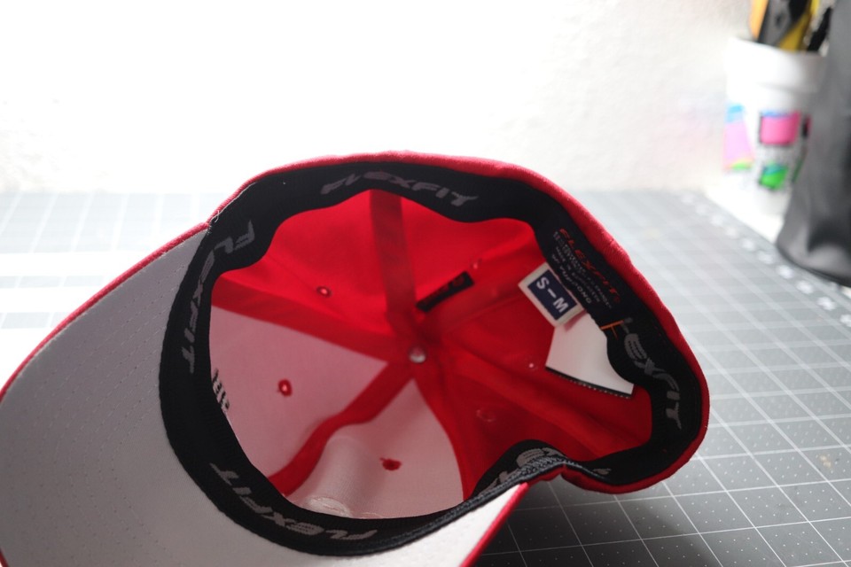 Dodge Chrysler Baseball Hat Black Logo Cap Ram 300 Charger Hemi S/M Red ...