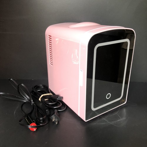 Paris Hilton Mini Beauty Fridge Pink Mirrored Door LED Light Cooling ...