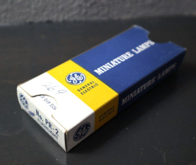Vintage GE Flashlight Bulbs PR2 2.38V SET OF 4 | eBay