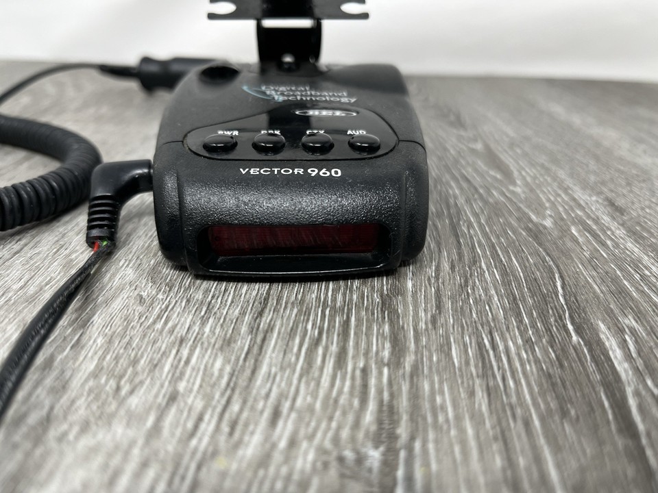 Beltronics Radar Detector Vector 960 With Adapter And Mount TESTED AND ...