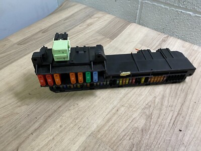 BMW M6 M5 E60 63 OEM ///M FRONT POWER DISTRIBUTION FUSE BOX MODULE | eBay