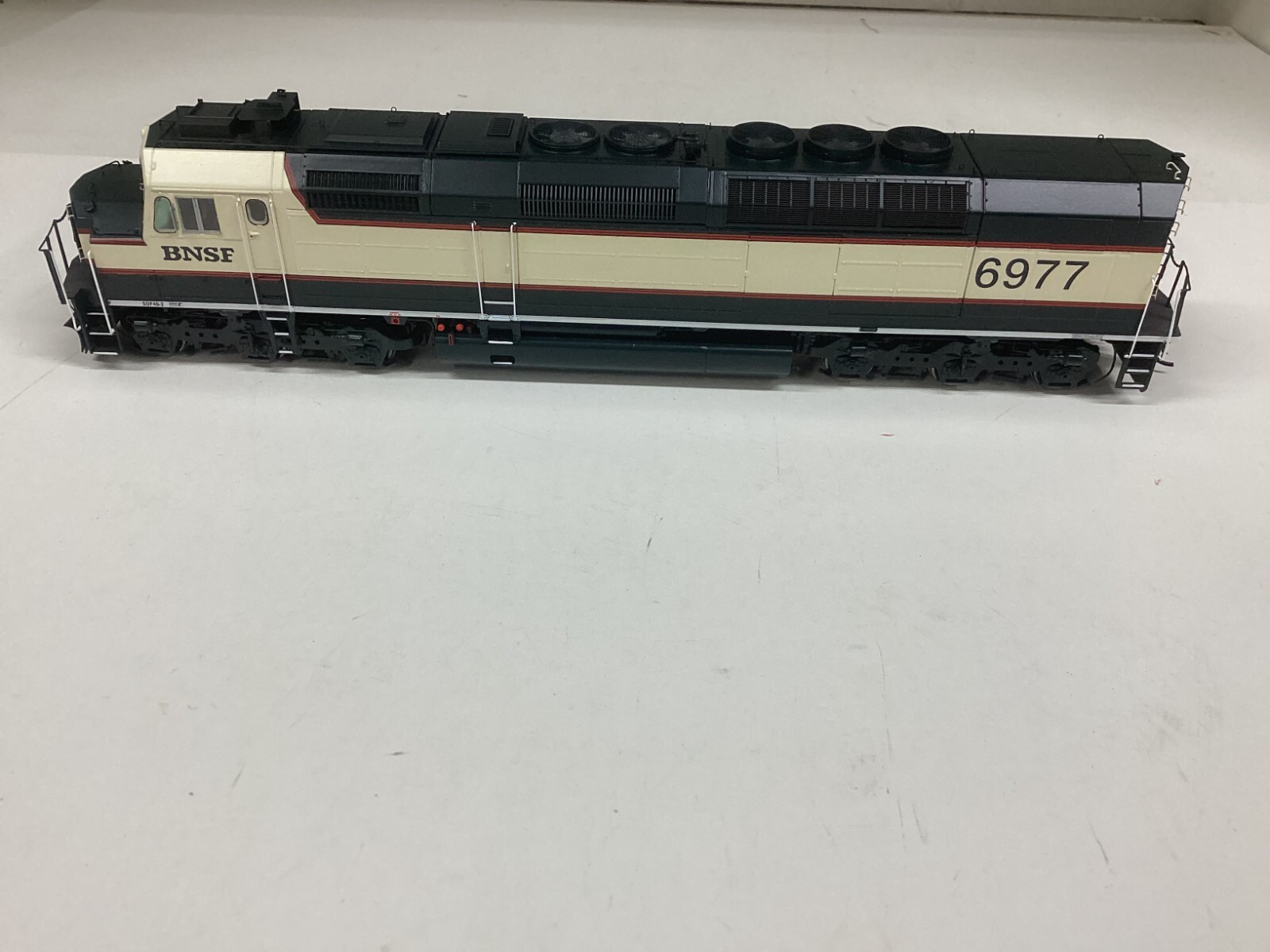 Athearn Genesis #G64227 HO scale “BNSF” SDP40F with DCC & SOUND Rd ...