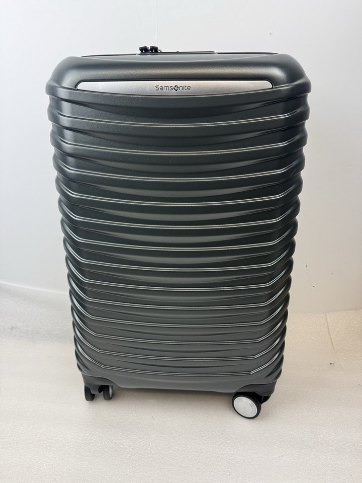Samsonite Spin Tech 6 Carry-On Spinner Suitcase Luggage | eBay