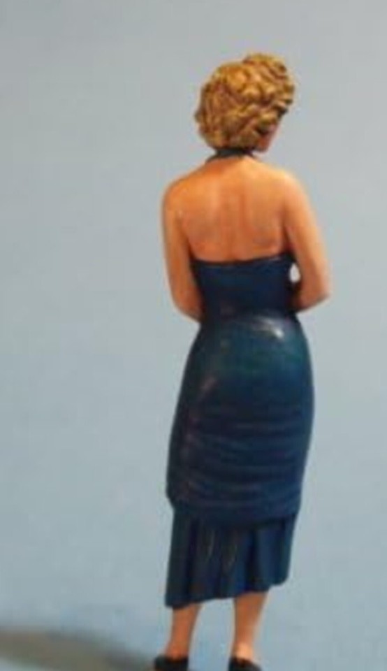 1/35 Resin Figure Model Kit Sexy Elegant Girl Seductress Modern Lady ...