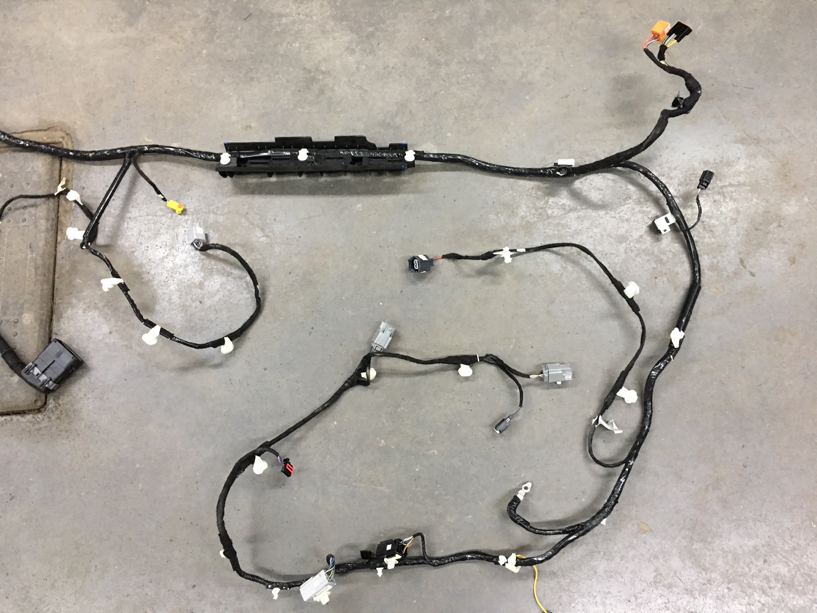 2016 FORD F150 XLT SPORT CREW CAB FLOOR WIRE WIRING HARNESS # GL3T ...