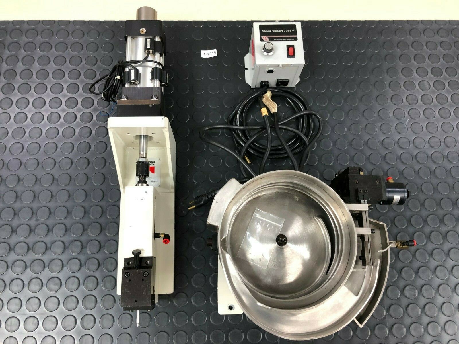 Cambridge Automatic Pin Inserter MD838P w/ Vibratory Bowl Feeder ...