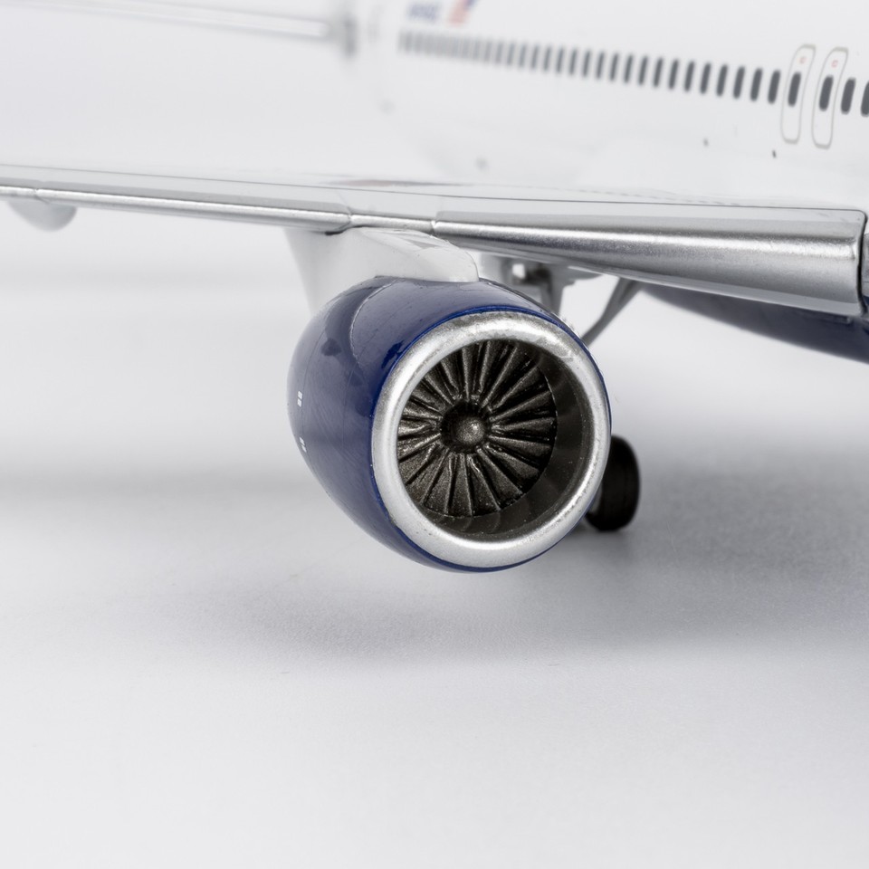 1:200 NGmodels Delta Air Lines B757-200 Passenger Airplane Diecast ...
