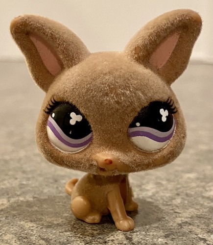 Littlest Pet Shop LPS Tan Flocked Chihuahua Dog with Purple Clover Eyes ...