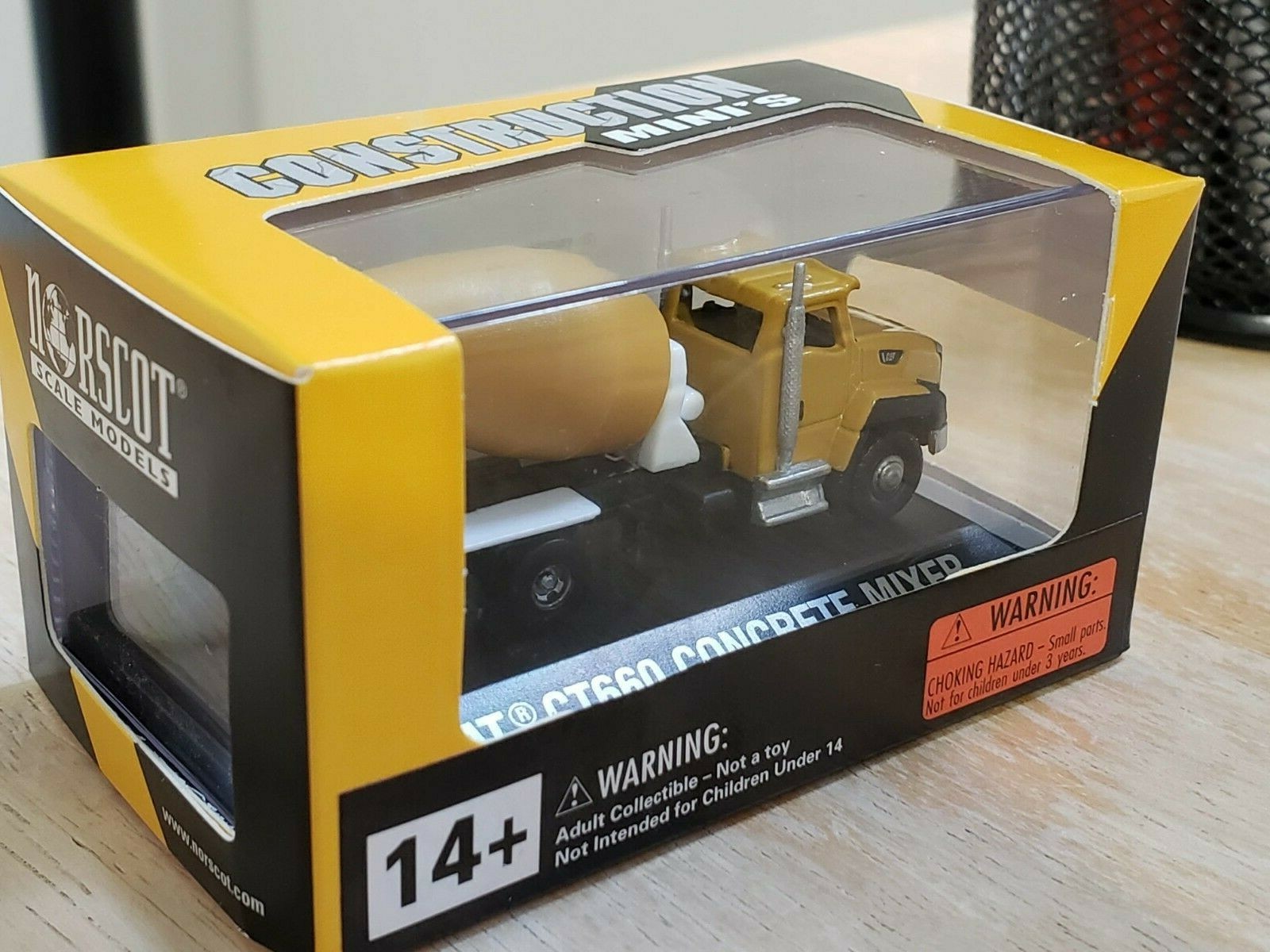 Norscot Caterpillar Cat CT660 Concrete Mixer Truck Mini DieCast Model ...