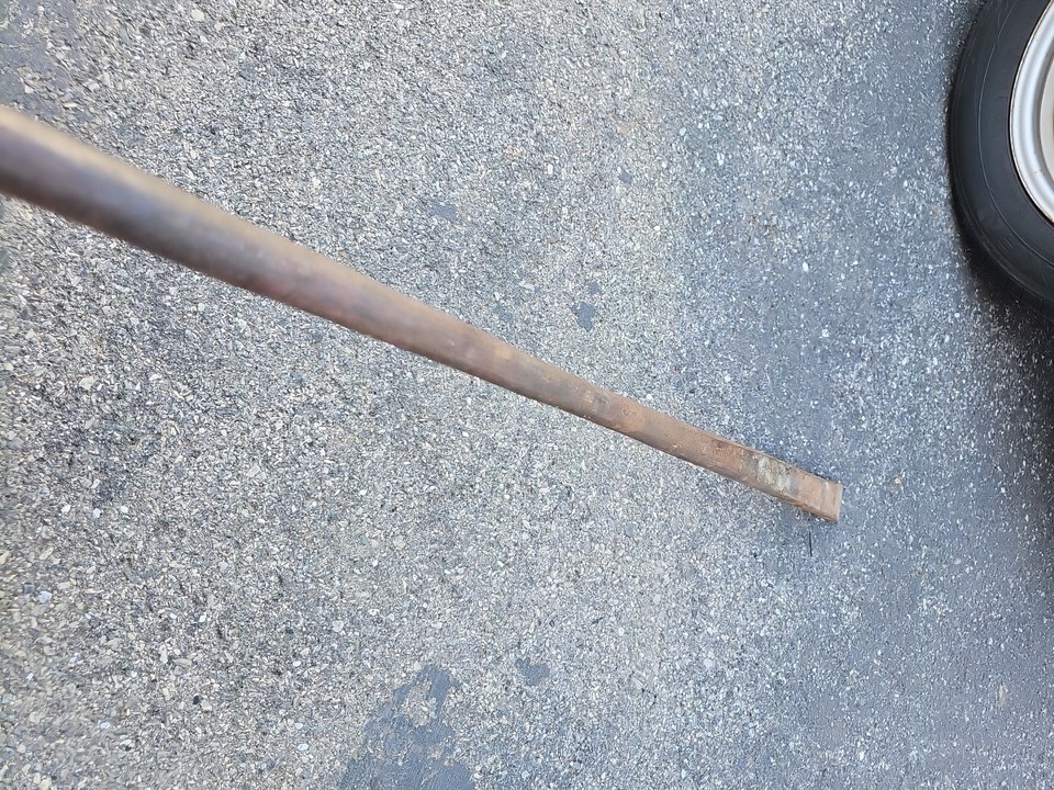 Q2- Antique 42" hand forged digging Iron Pry Bar with geometrical knob ...